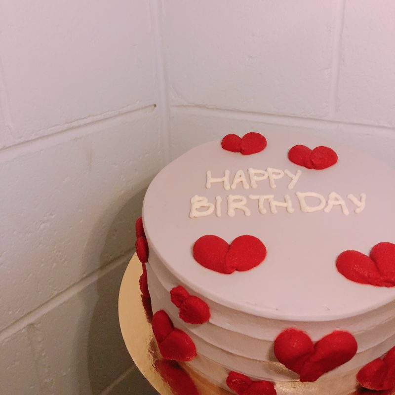 Delightful Heart and Wording Cake Designs | Unique Creations by iCake ...