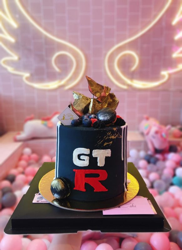 Custom GTR Cake Design | iCake Melbourne - iCake | Melbourne Best ...