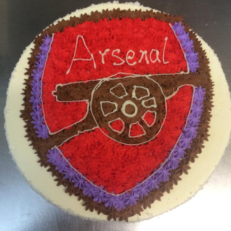 Score Big with iCake's Custom Football Team Cakes in Melbourne! - iCake ...