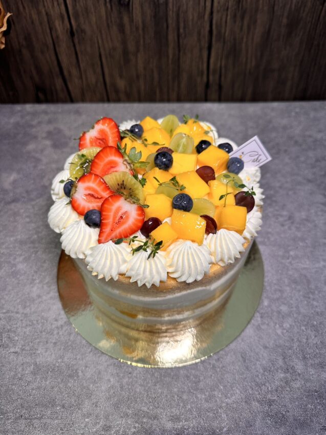 Assorted Fruit Medley Cake | Fresh, Delicious & Custom-Made by iCake ...