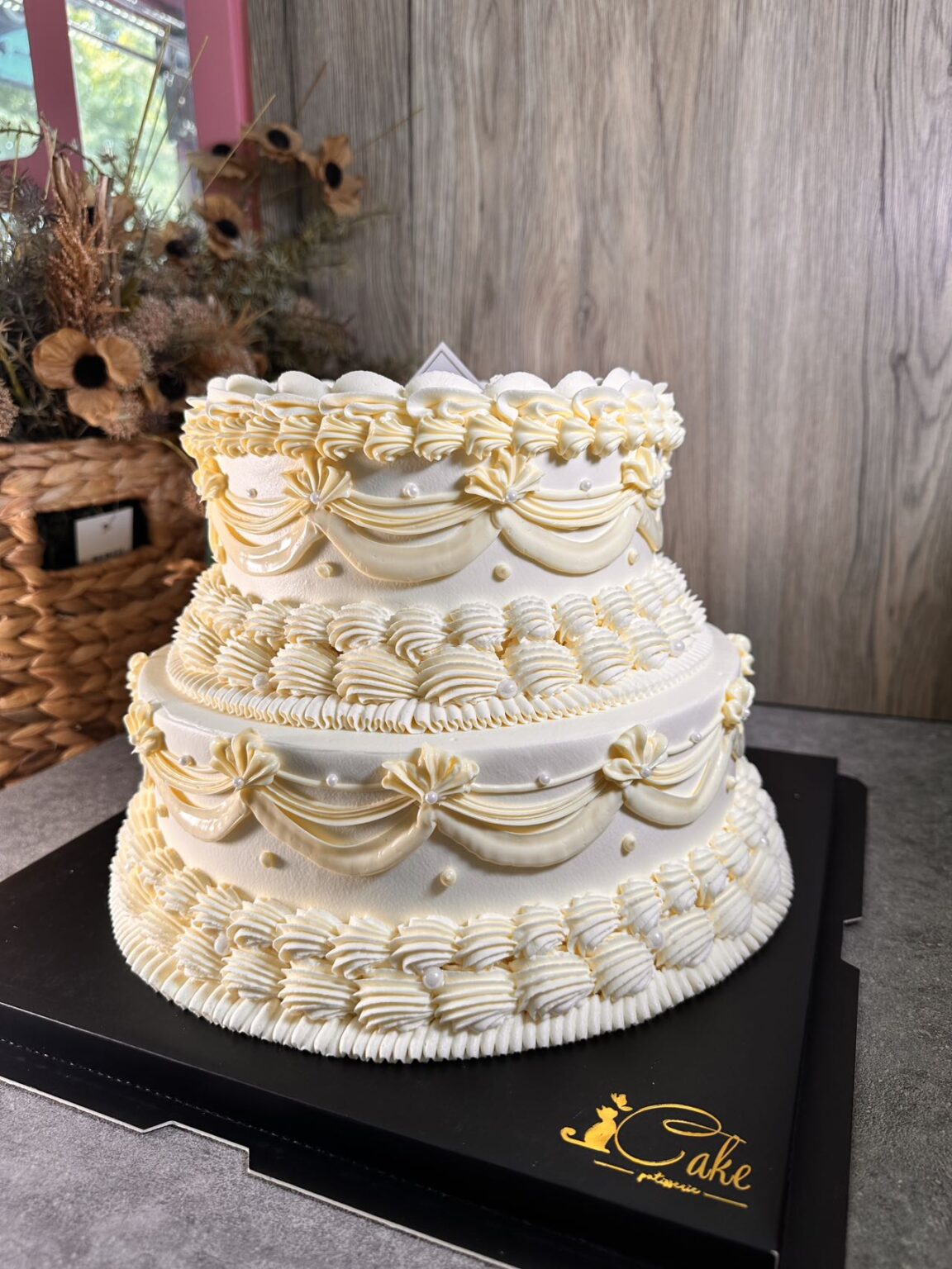 Elegance in Every Bite: Discover iCake's White Pearls Cake in Melbourne - iCake | Melbourne Best ...